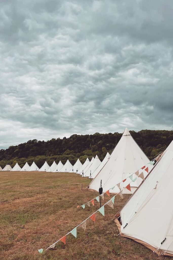 Sleepy Tipis – DreamDomes