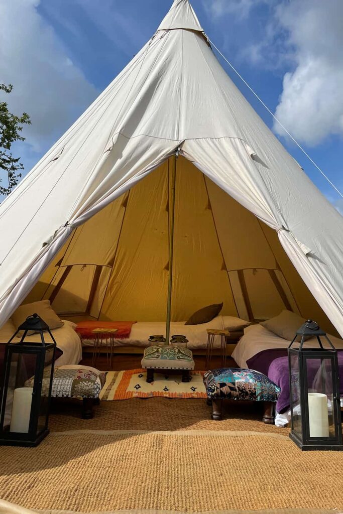 Sleepy Tipis – DreamDomes